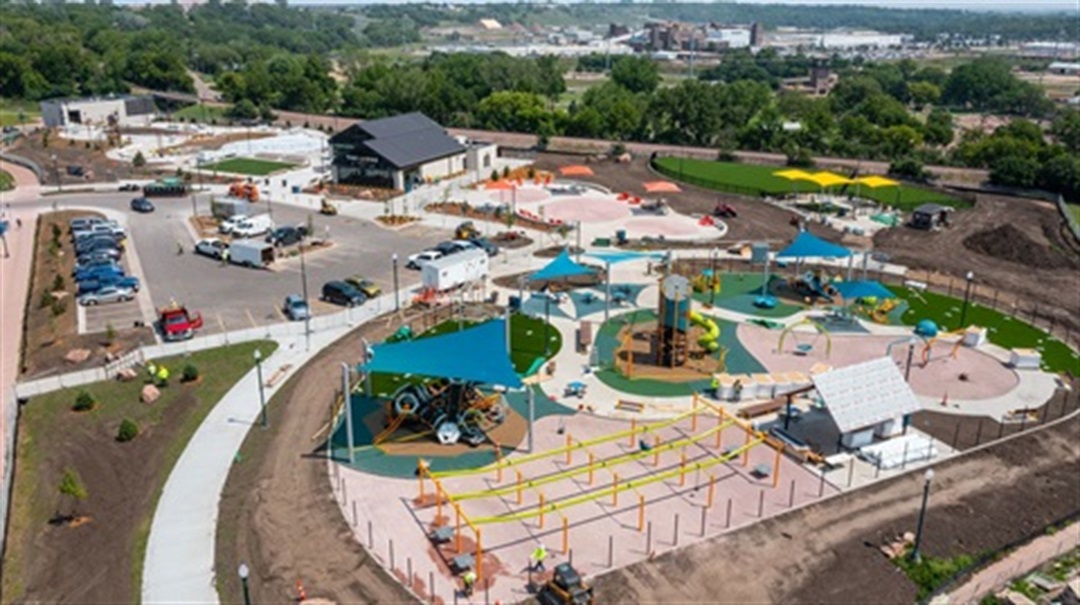 JACOBSON PLAZA Explore The Falls